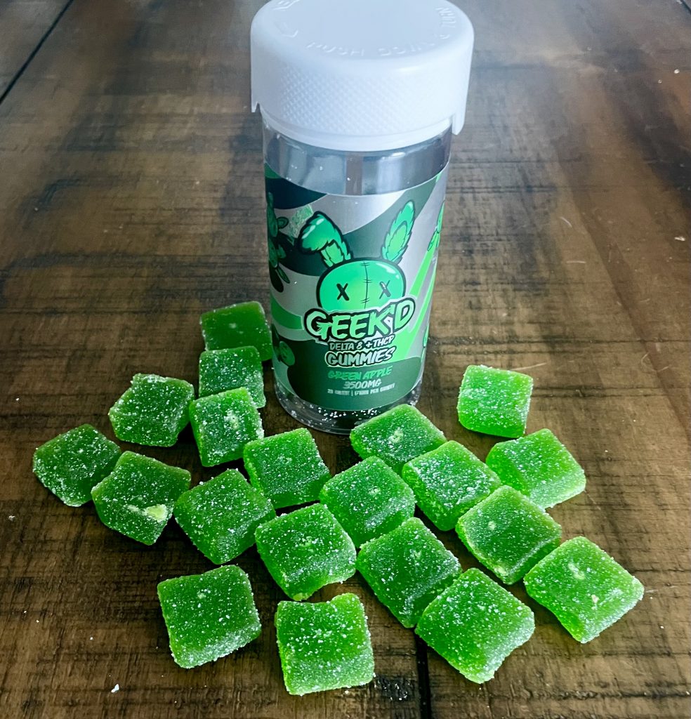 Geek'd Delta 8 + THCP Gummies Review - Slyng